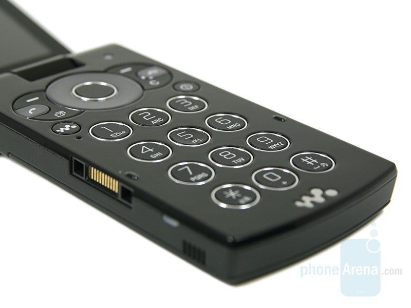 Sony Ericsson W980 Review - PhoneArena