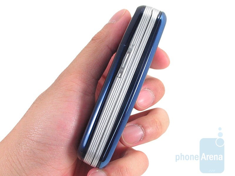 Pantech Matrix Review - PhoneArena