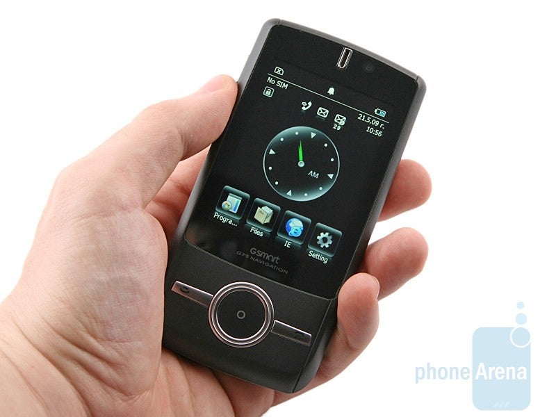 GIGA-BYTE GSmart MS820 Review - PhoneArena