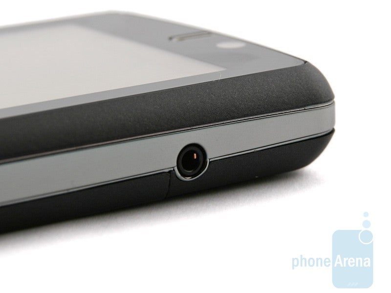 GIGA-BYTE GSmart MS820 Review - PhoneArena