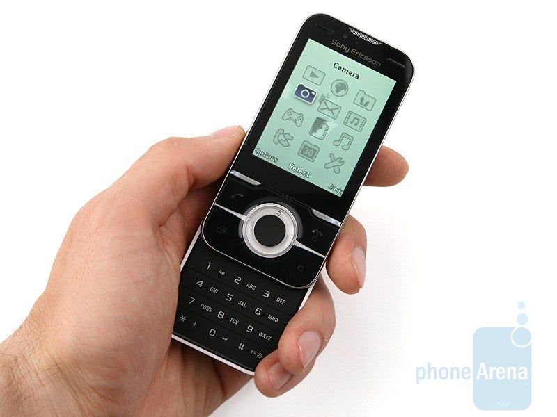 Sony Ericsson Yari Preview - PhoneArena