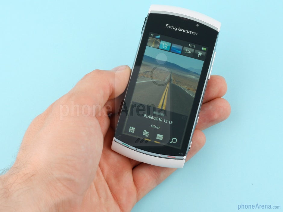 Sony Ericsson Vivaz pro Review - PhoneArena
