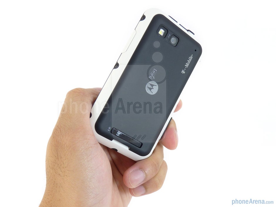 Motorola DEFY Review - PhoneArena