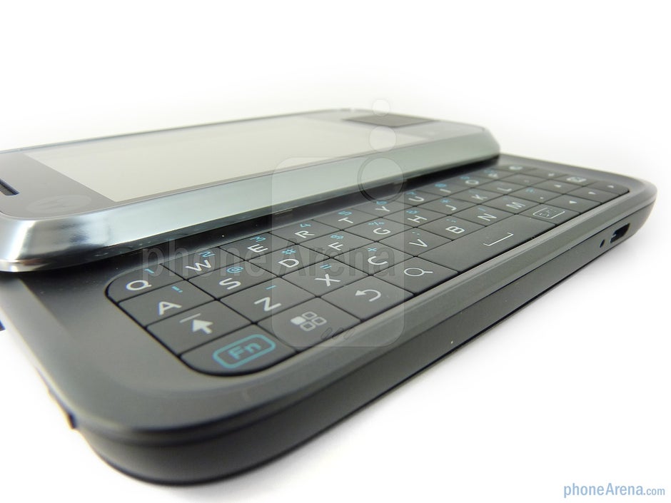 Motorola FLIPSIDE Review - PhoneArena