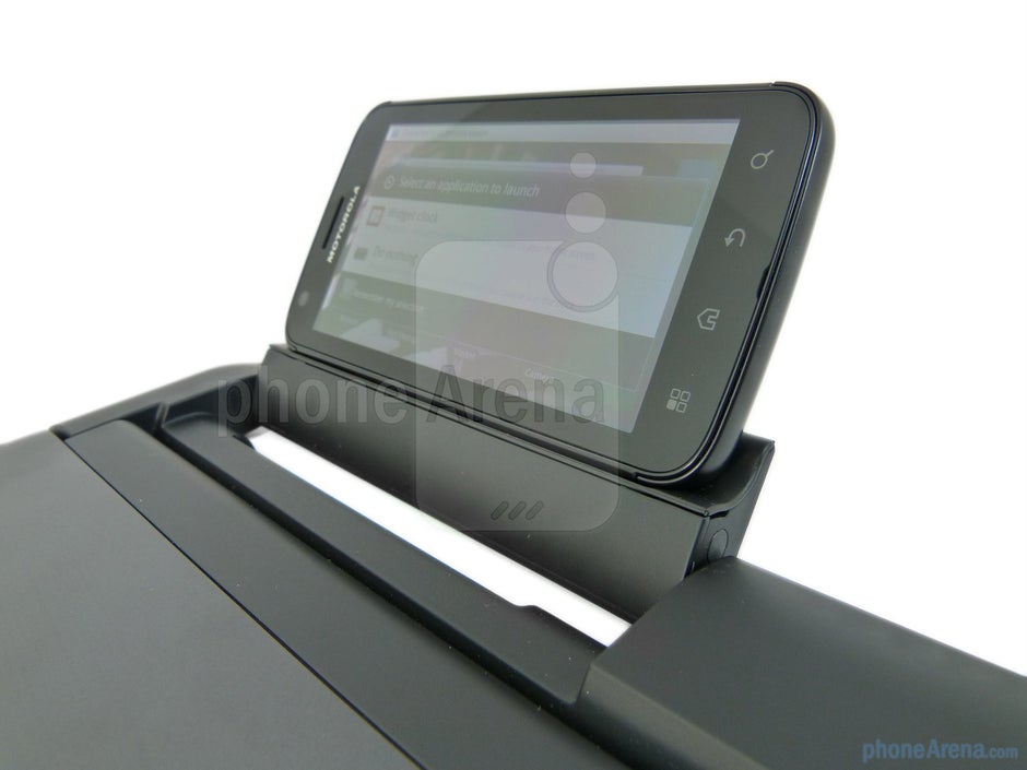 Motorola ATRIX 4G Laptop Dock Review - PhoneArena