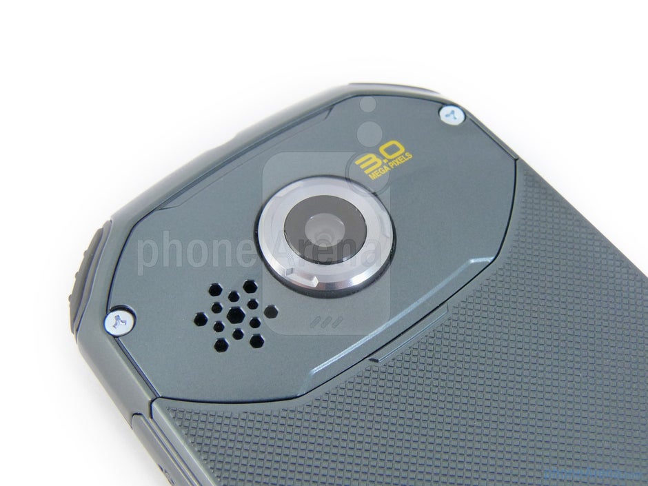 Pantech Crossover Review - PhoneArena