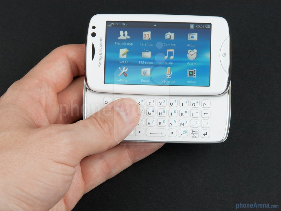 Sony Ericsson txt pro Review - PhoneArena