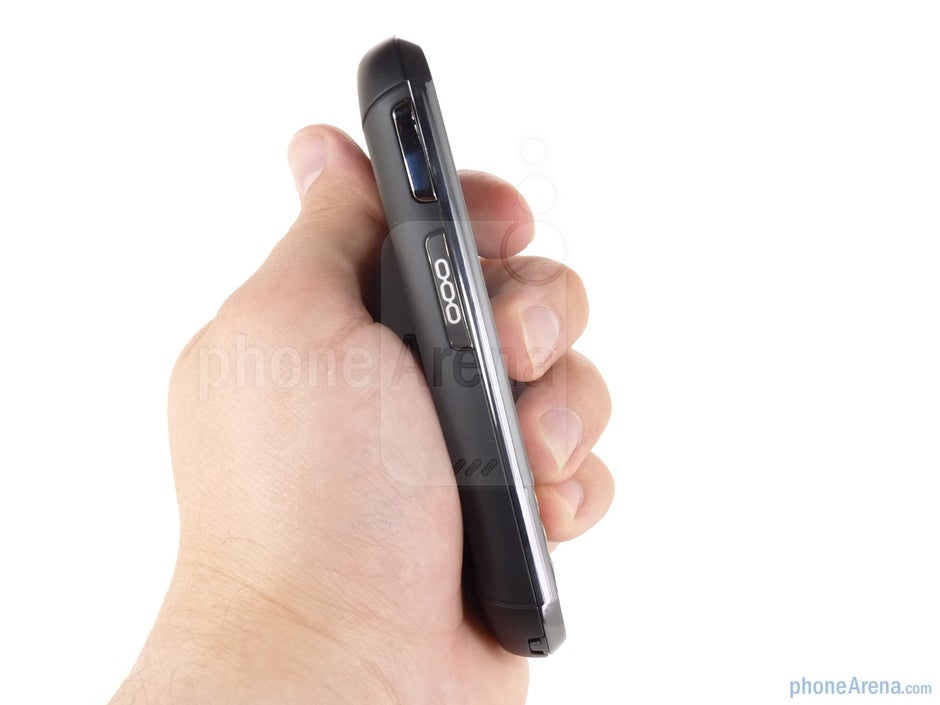 Motorola TITANIUM Review - PhoneArena